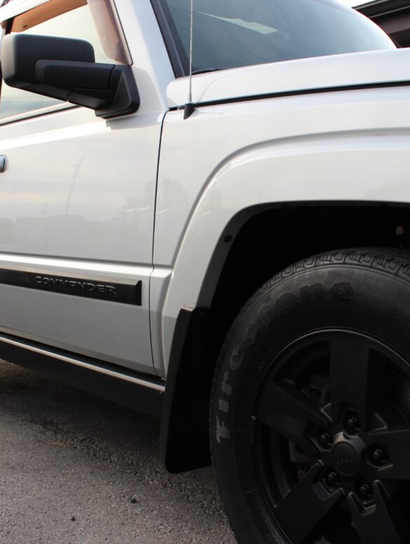 Jeep Commander Wheels & Tires | JeepSpecs.com