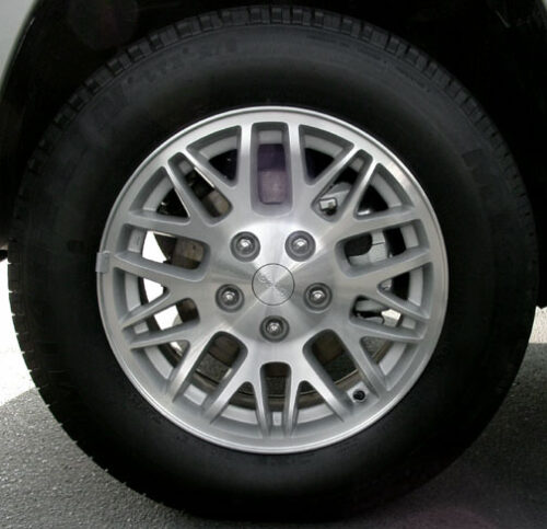 Jeep WJ Grand Cherokee Factory Wheel & Tire Guide | JeepSpecs.com