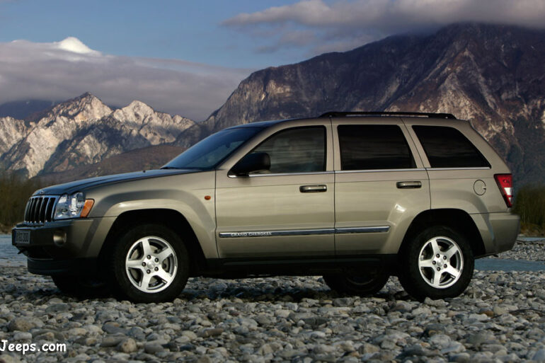 Third-Generation "WK" Jeep Grand Cherokee Guide | JeepSpecs.com