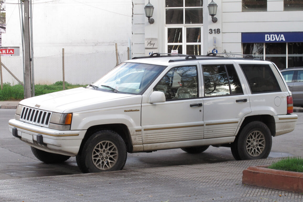 First-Generation "ZJ" Jeep Grand Cherokee Guide | JeepSpecs.com
