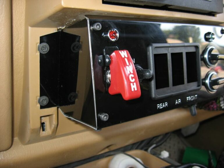 Dash Mounted 12V Switch Panel - Jeep Wrangler (TJ)