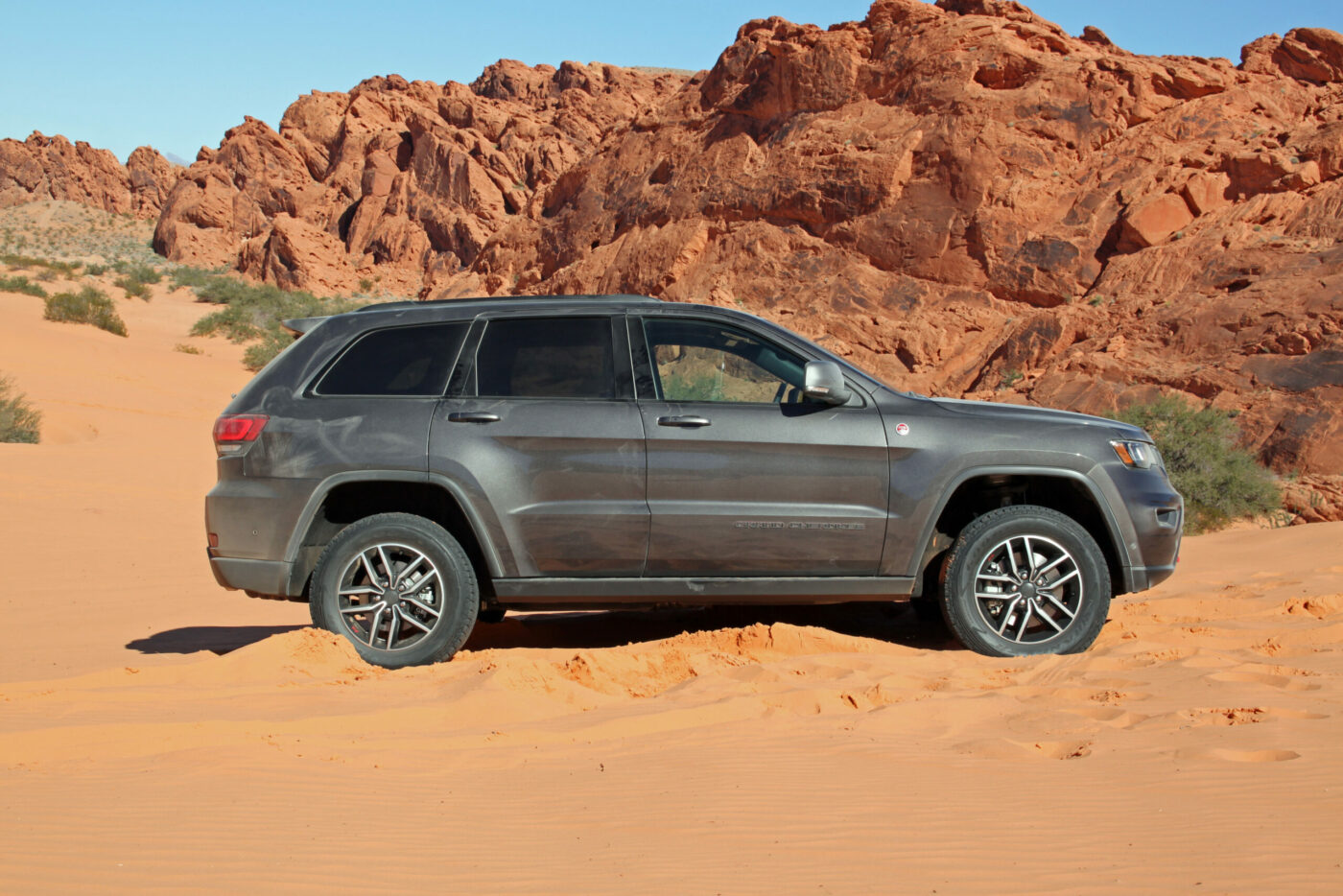 4th Generation Jeep WK2 Grand Cherokee Guide | JeepSpecs.com