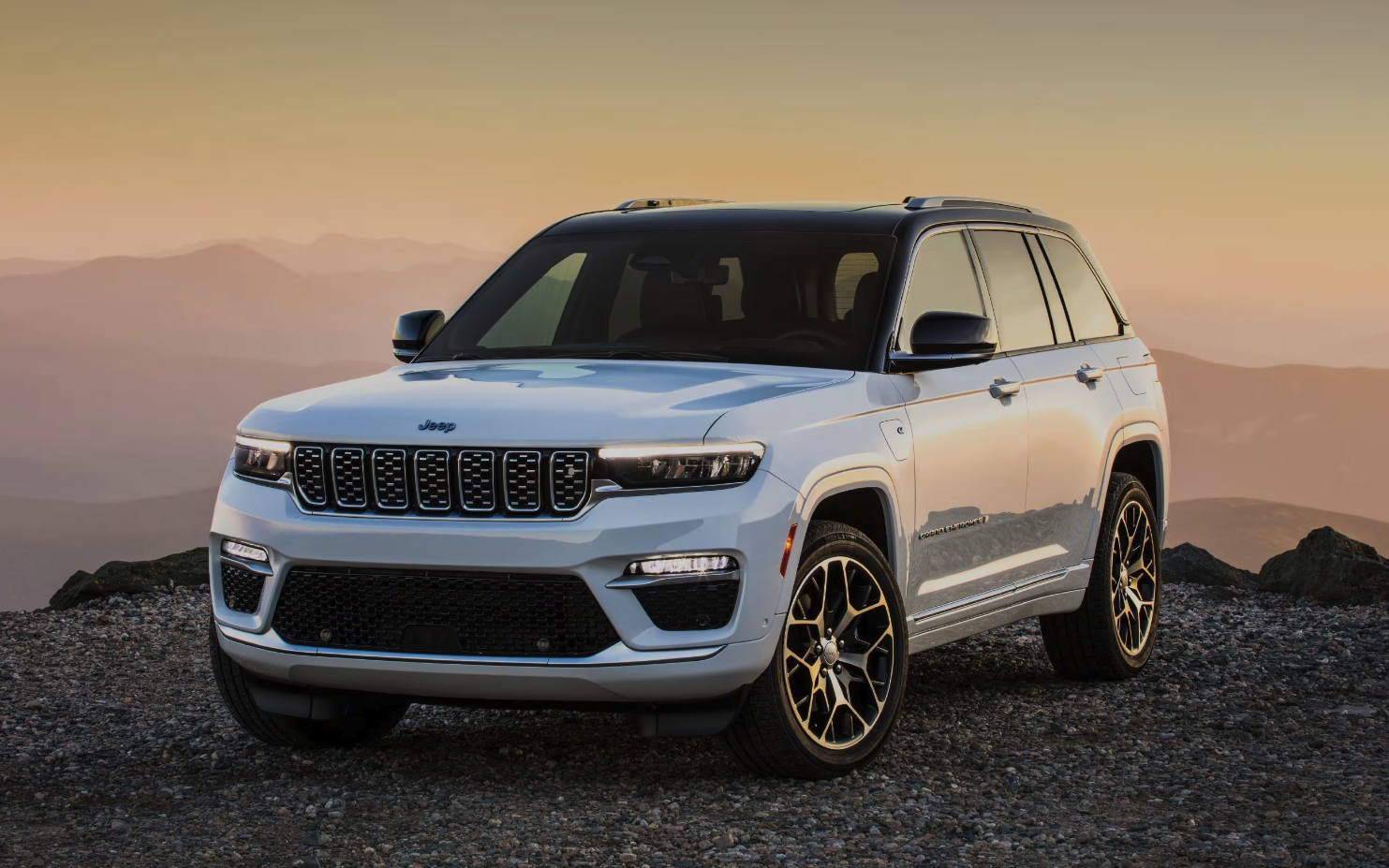 5th Generation Jeep WL Grand Cherokee Guide | JeepSpecs.com