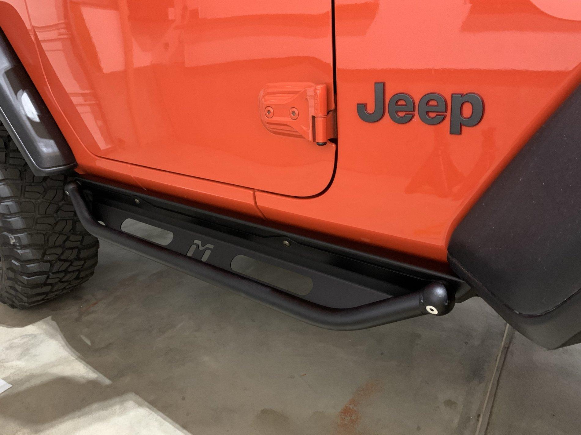 Hide Pinch Seams with Ease on a Jeep and for Cheap - JeepSpecs.com