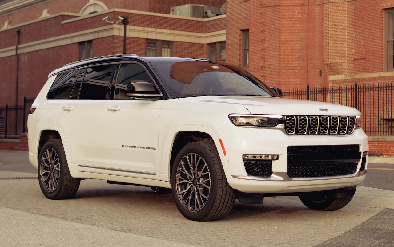 2022 Jeep Grand Cherokee L - 3-Row SUV, Luxury & Tech - JeepSpecs.com