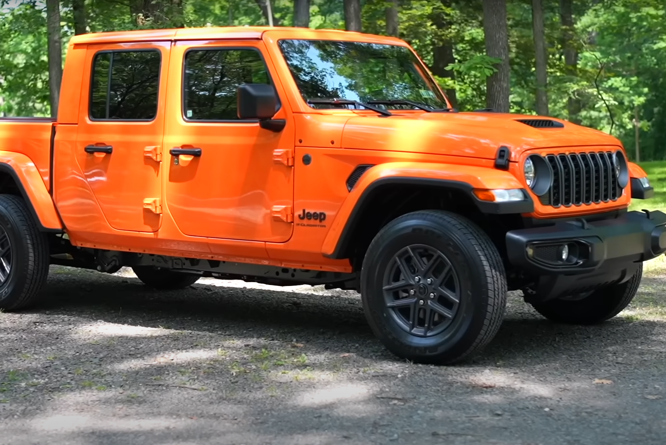 7 Essential Tips for First-Time Jeep Gladiator Owners - JeepSpecs.com