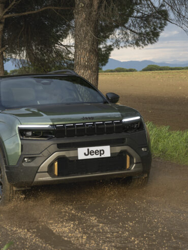 New Jeep Avenger Debuts With Fresh Design, More Technology, and 85th ...